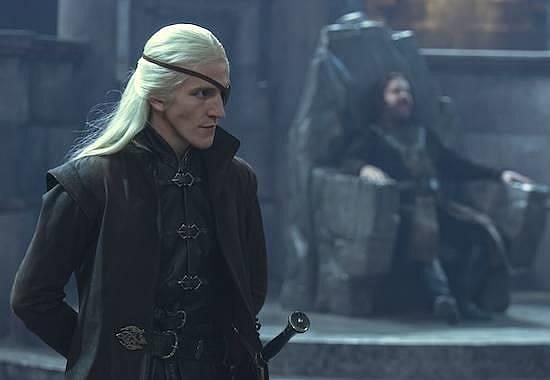 House of the dragon finale episode: Prince Aemond blows war bugle ...