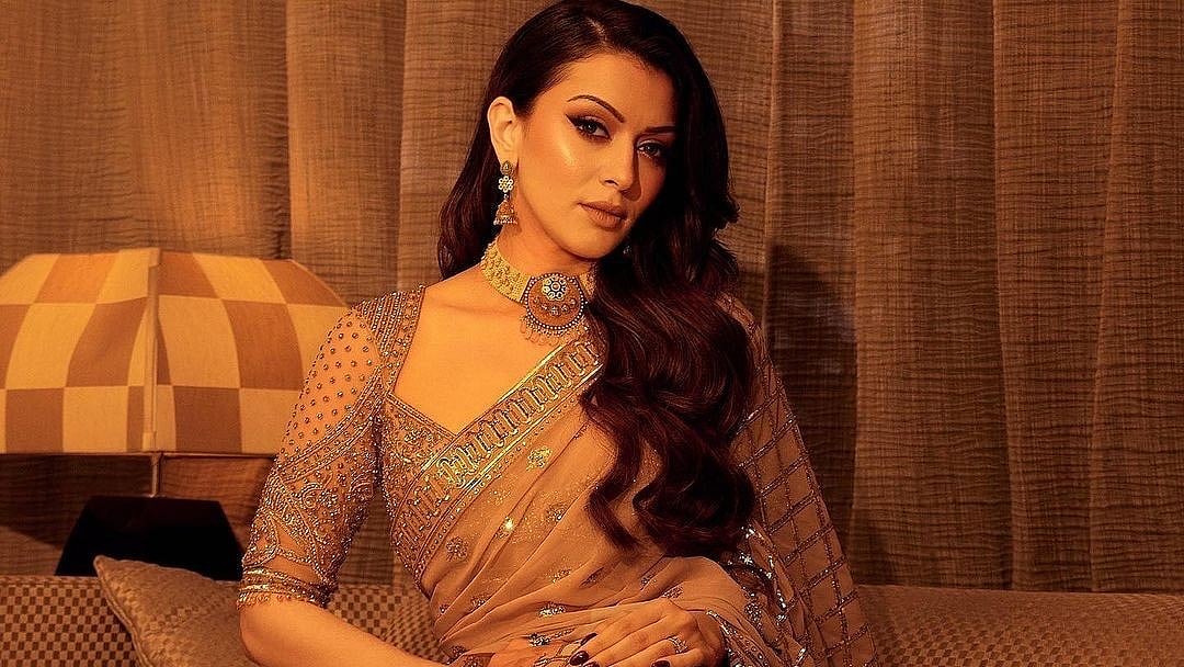 Capturing Elegance: The Enchanting Photo Journey of Hansika Motwani