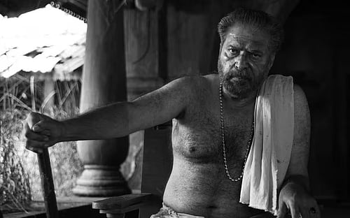 Mammootty Mesmerizes: Bramayugam Review - Haunting Black & White ...