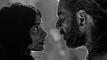 Mammootty Mesmerizes: Bramayugam Review - Haunting Black & White ...