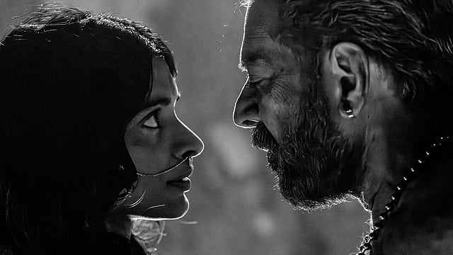 Mammootty Mesmerizes: Bramayugam Review - Haunting Black & White ...