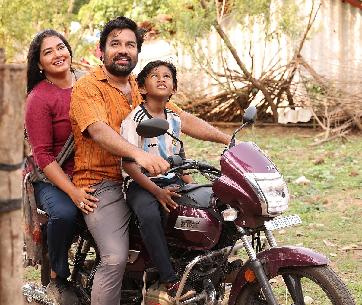 Paranthu Po Review: Director Ram's open invitation to fly away in the ...