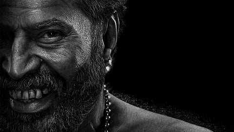 Mammootty Mesmerizes: Bramayugam Review - Haunting Black & White ...