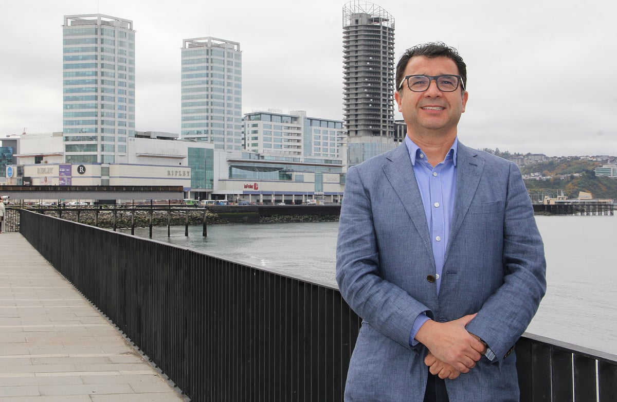 TalentView: David Ulloa Walker