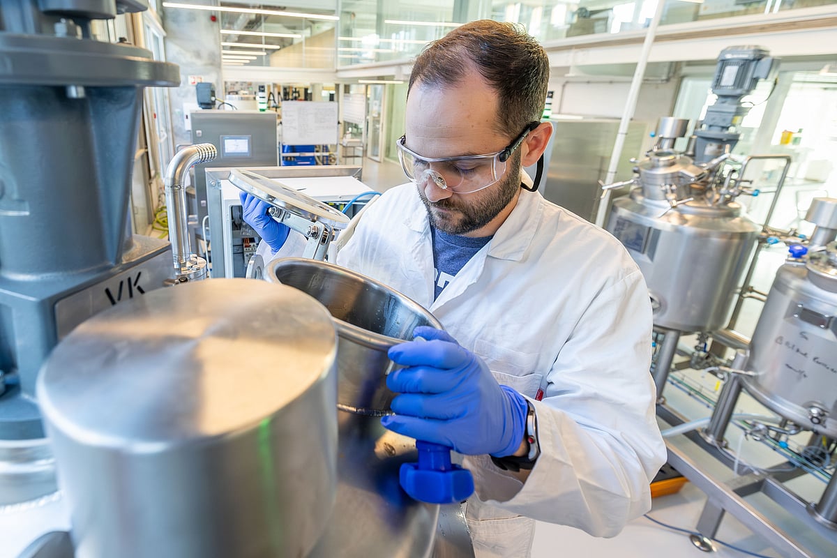 Large-scale production of single-cell protein ingredients closer