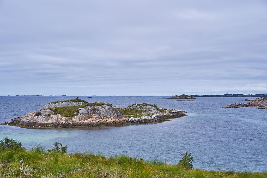 SalMar takes over 100% of the salmon farming company Øylaks