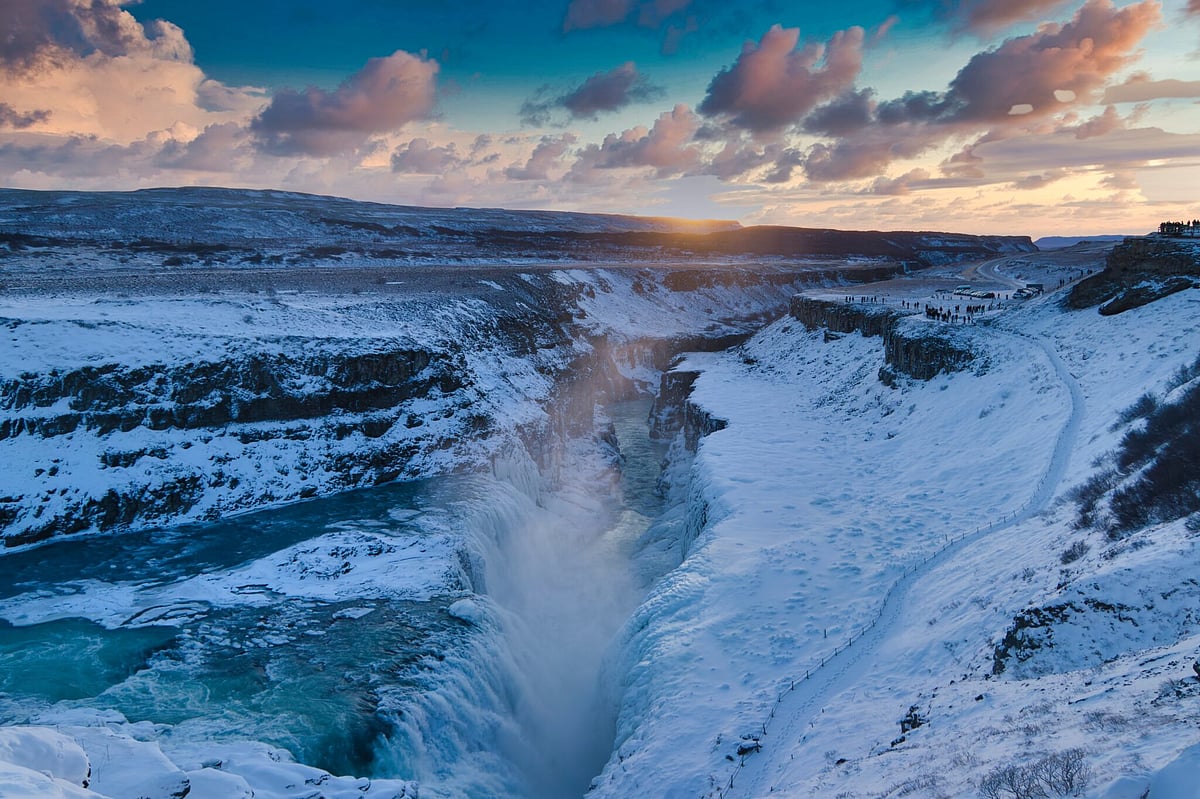Will the Icelandic government clamp down on aquaculture?