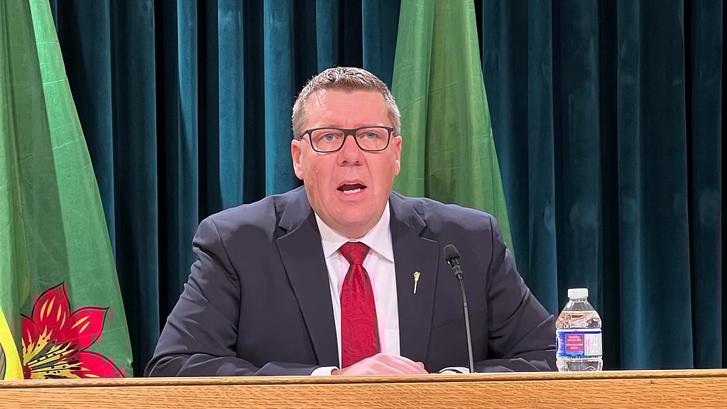 Moe calls on Carney to act on trade, energy, carbon tax before expected ...