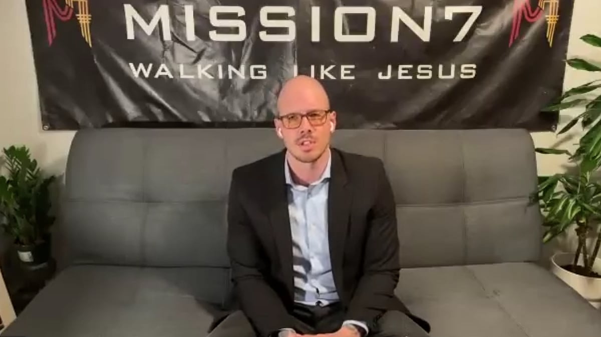 Pastor convicted over 'Drag Queen Story Hour' protest faces new breach ...