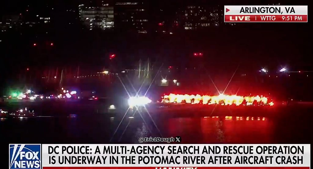 FAA says Blackhawk helicopter collided with an American Airlines CRJ ...