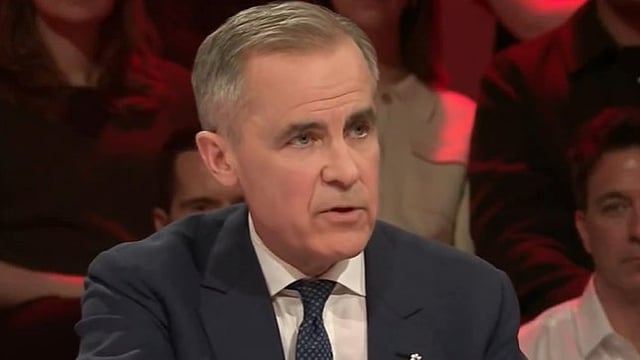 WATCH: Carney commits to carbon taxes in French-language interview