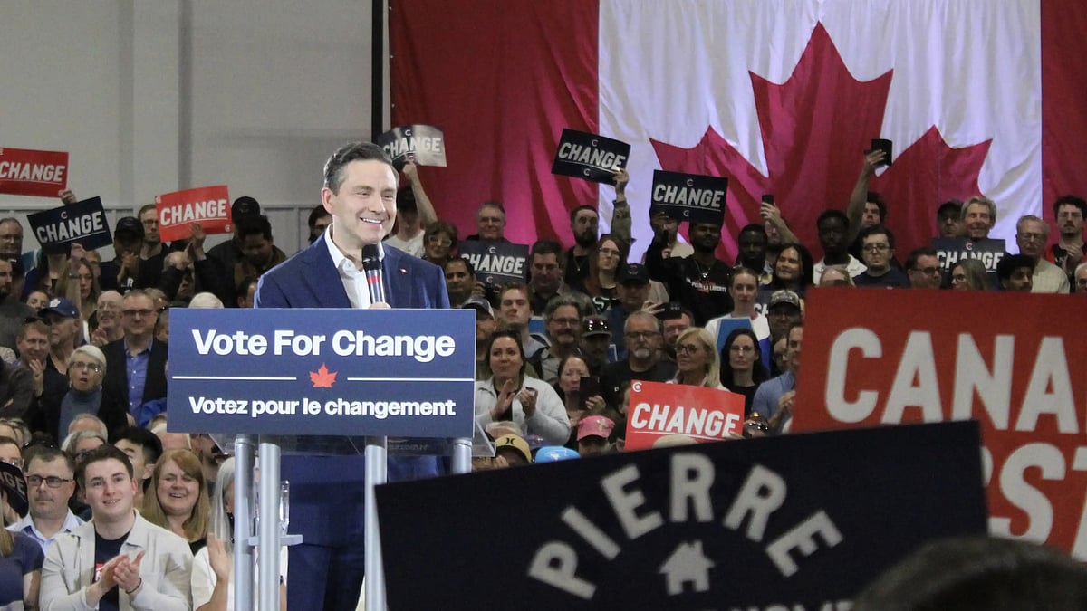 Thousands left out of Saskatoon warehouse as Poilievre rallies 3500 ...