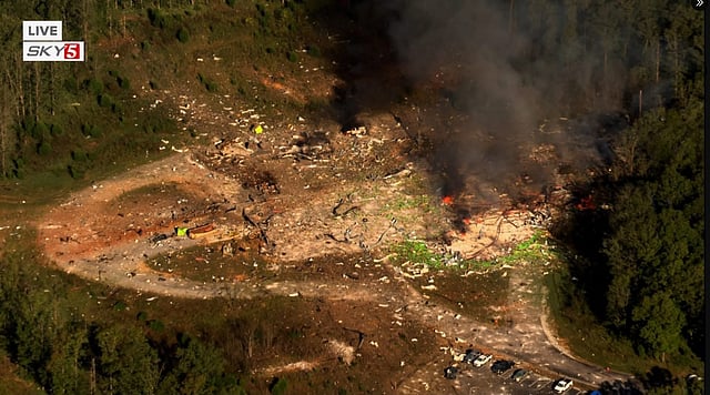 Deadly explosion devastates rural Tennessee bomb factory