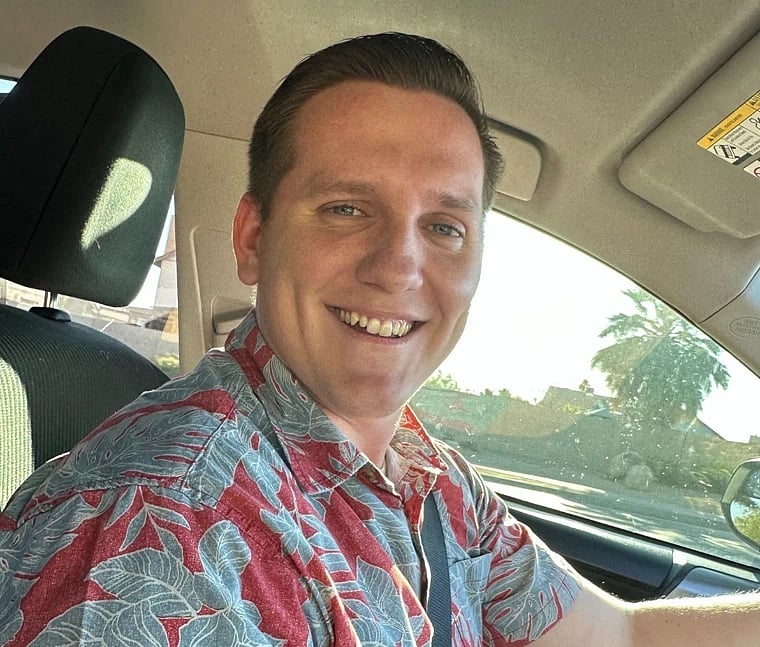 Phoenix pastor shot in the head street preaching walks back into church