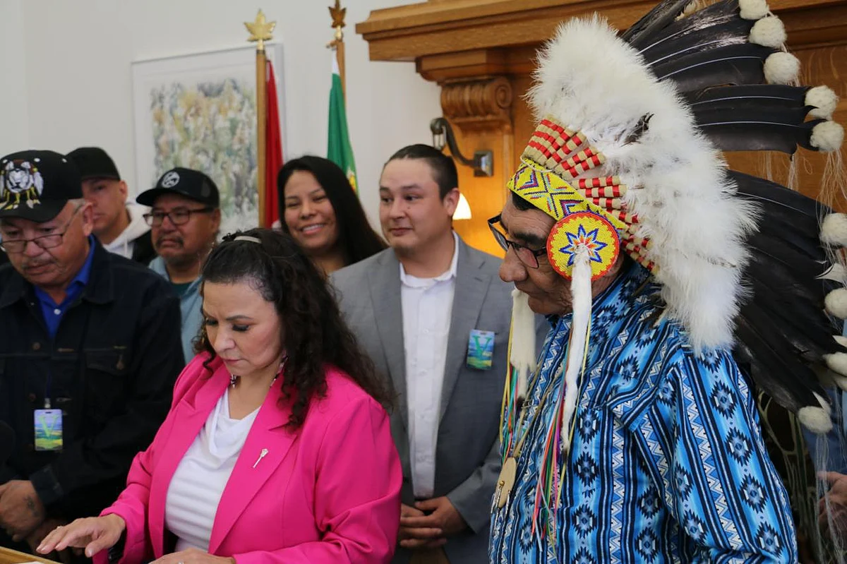 Sask cabinet minister says 'duty to consult' goes beyond indigenous Sask cabinet minister says 'duty to consult' goes beyond indigenous