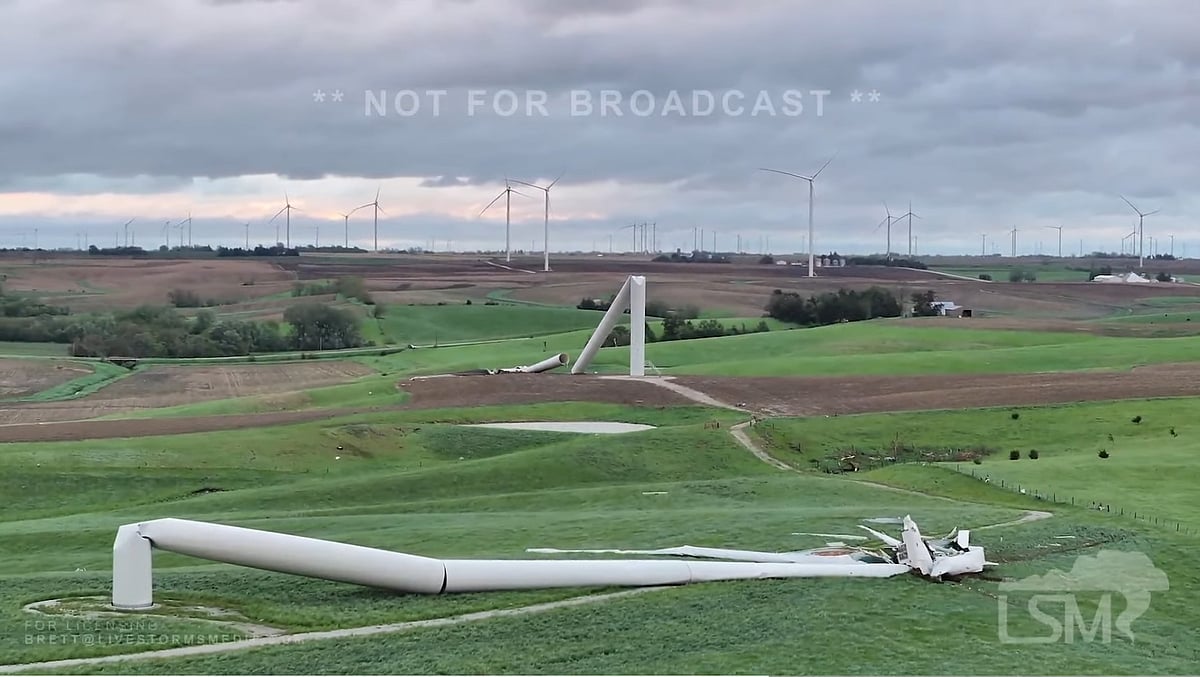 WATCH: Iowa tornado smashes wind turbines like matchsticks