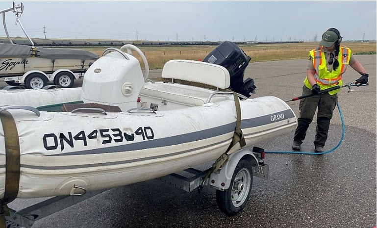 Alberta steps up fight against invasive mussels with new task force ...