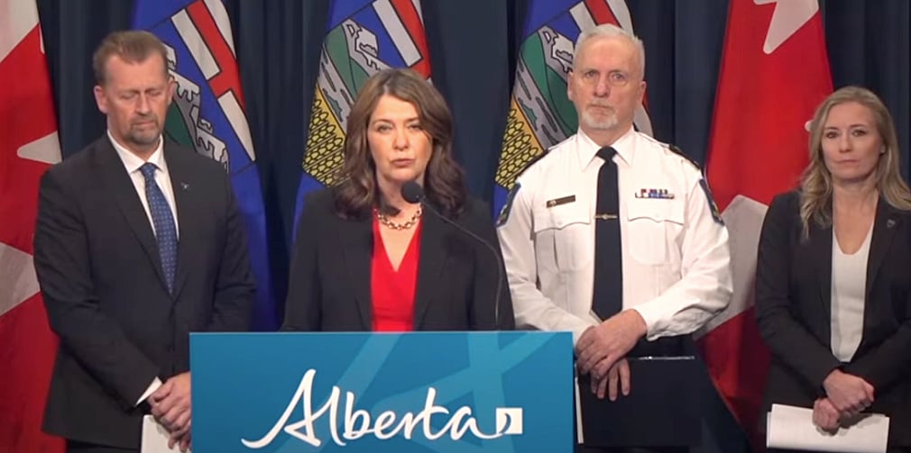 BREAKING: Alberta sending dozens of sheriffs to secure border