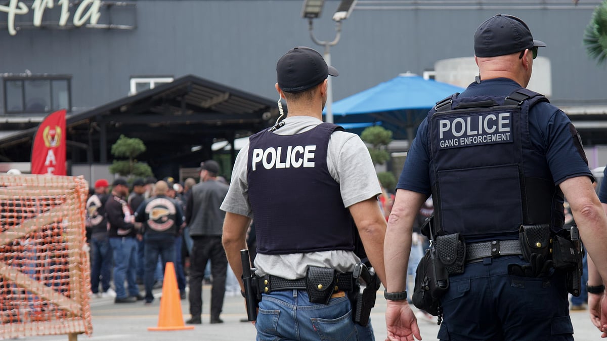 Police on high alert as hundreds of Hells Angels descend on Surrey