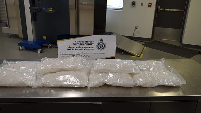Winnipeg woman charged after 30 kg of meth seized at Calgary airport