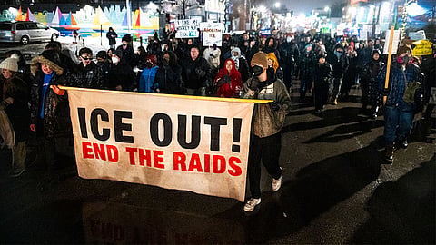 US places 1,500 troops on standby to deploy to Minnesota amid ICE protests