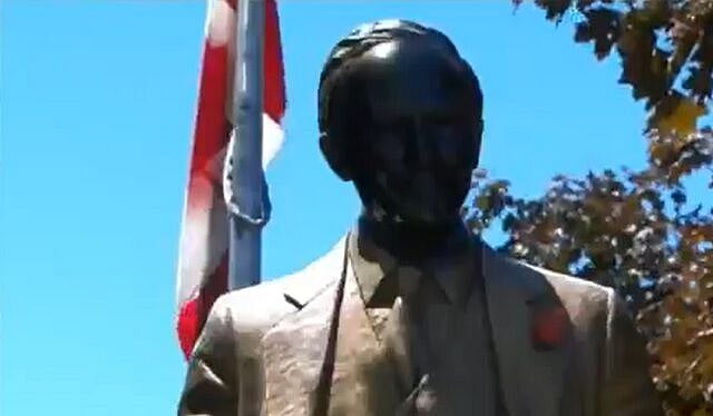 Pierre Trudeau statue blackfaced