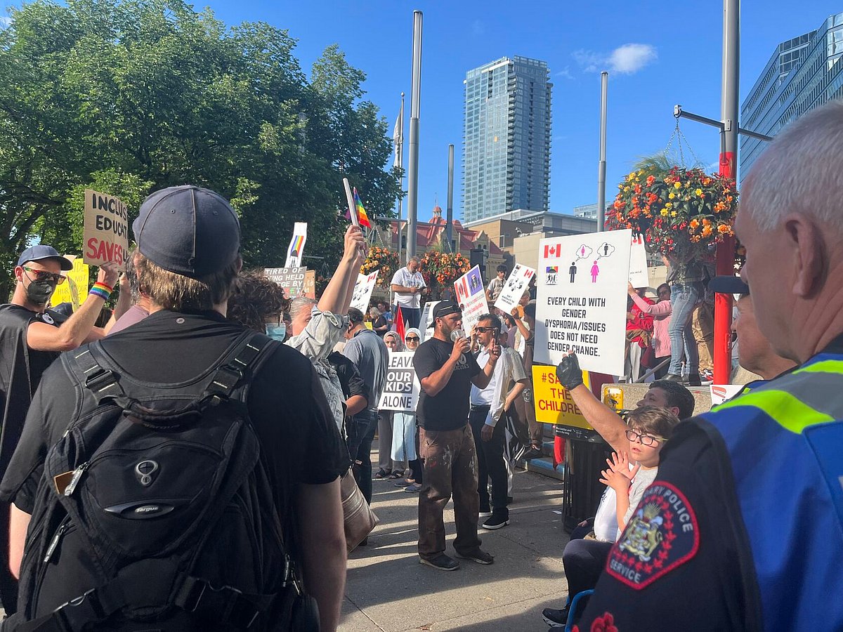 WATCH: About 250 people protest for parental rights in Calgary