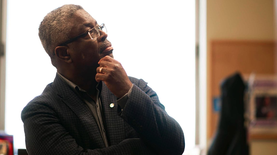 Alberta professor investigates white supremacy in Canadian military