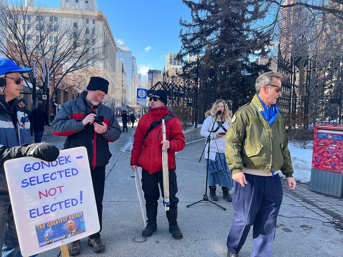 Civil liberties group expresses opposition to Calgary anti-protest bylaw