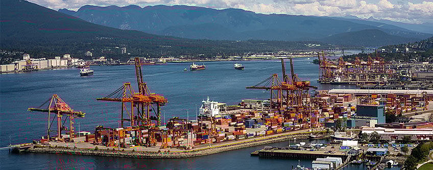 Union recommends new agreement to BC port workers