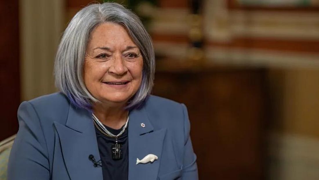 Gov.-Gen. had steak, cake, and Chardonnay on Dubai flight