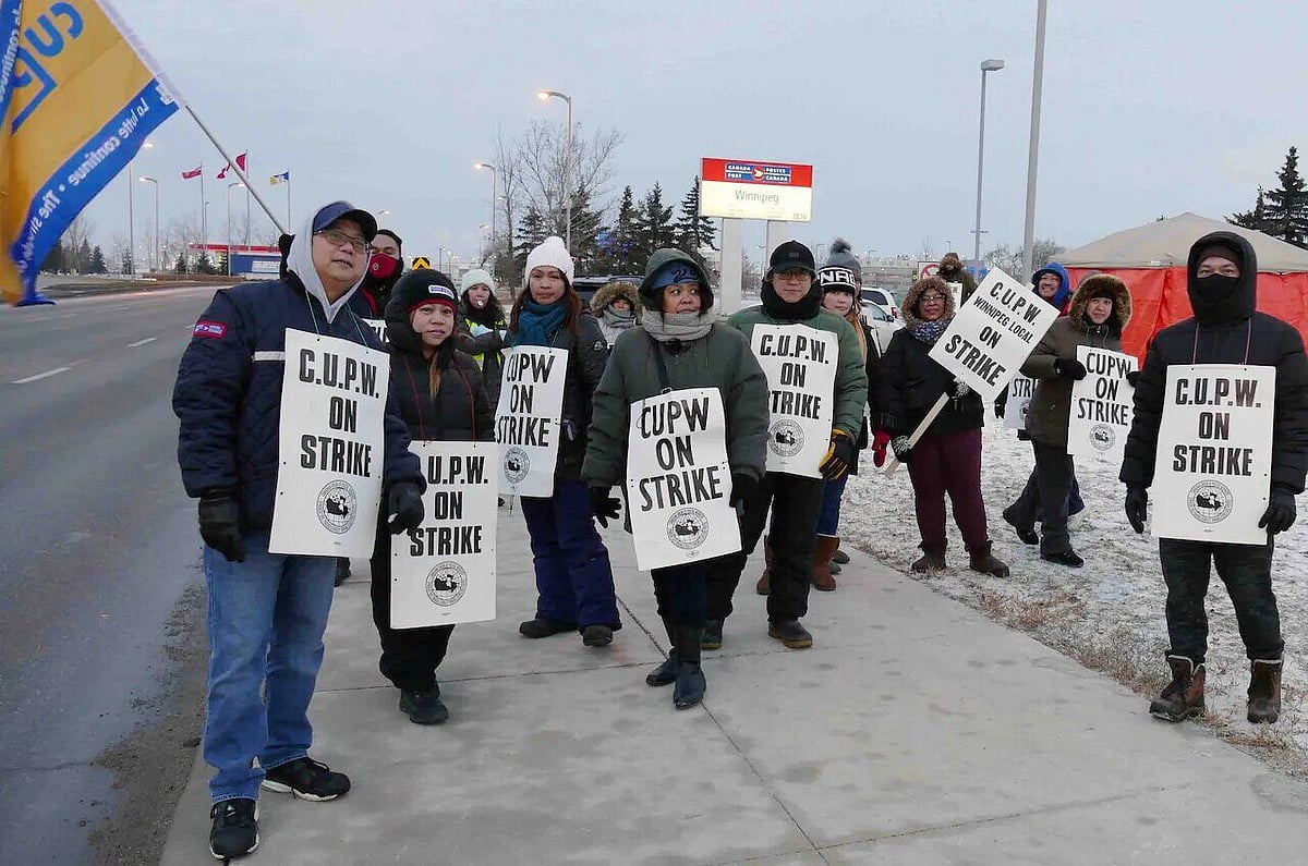 Unions tell MPs replacement worker ban threatens industry